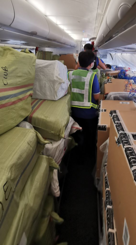 A Look at Cabin-load Cargo Operations - FlyMag.com