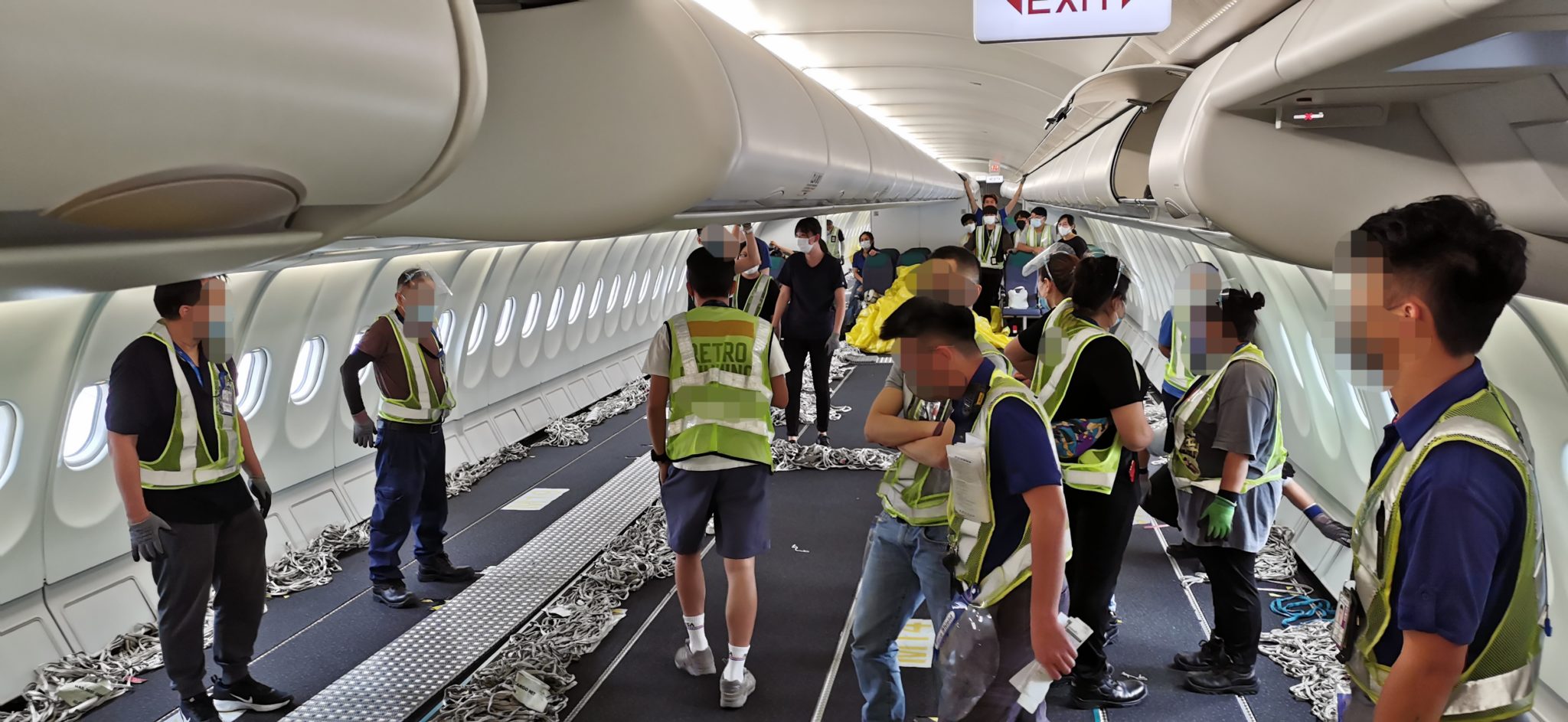 A Look at Cabin-load Cargo Operations - FlyMag.com