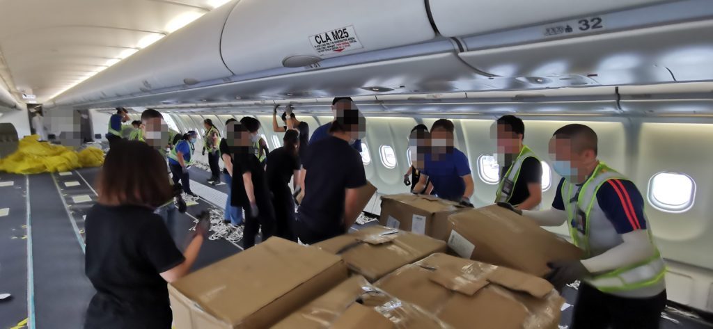 A Look at Cabin-load Cargo Operations - FlyMag.com