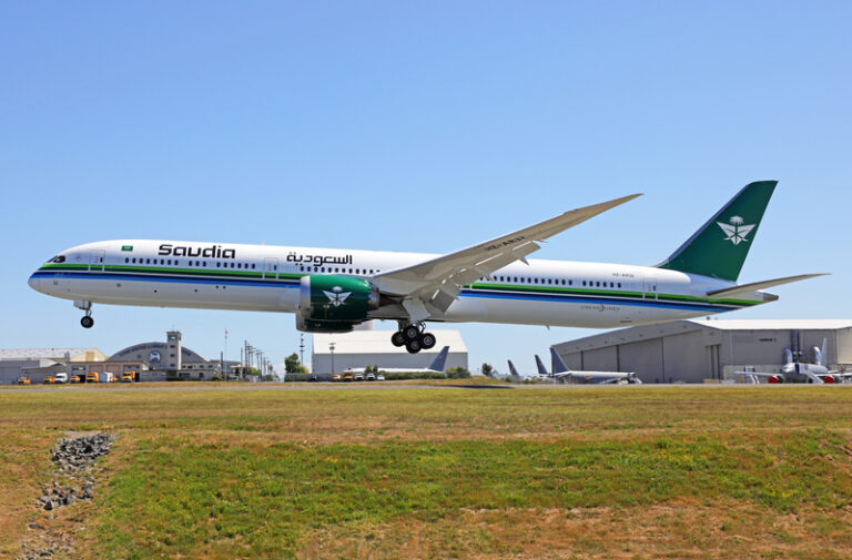 Saudia to Fly First Dreamliner Service to the US - FlyMag.com